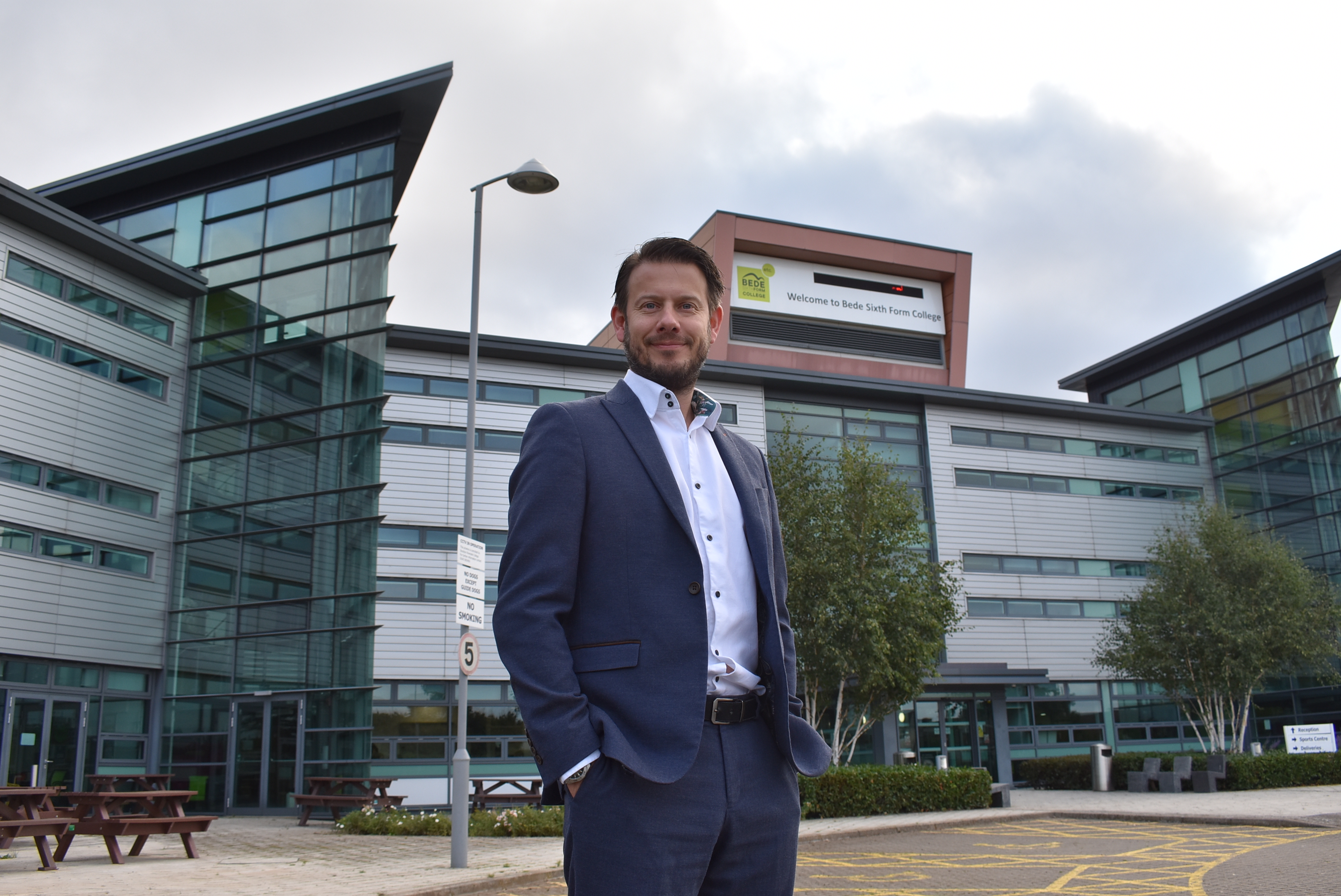 Results day celebrations at Bede | Bede Sixth Form College